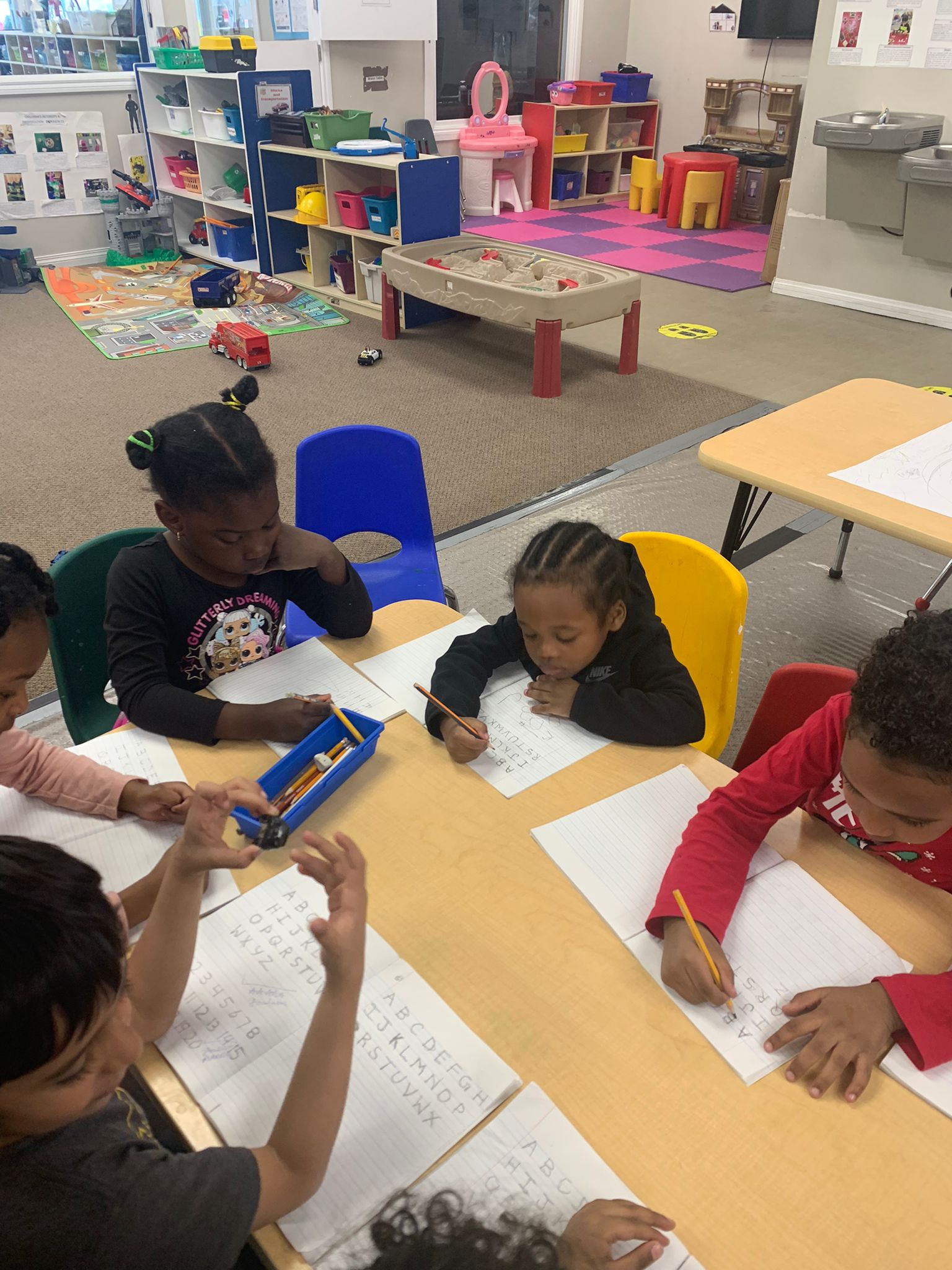 Gallery – Learning Robin Montessori Daycare & OSC